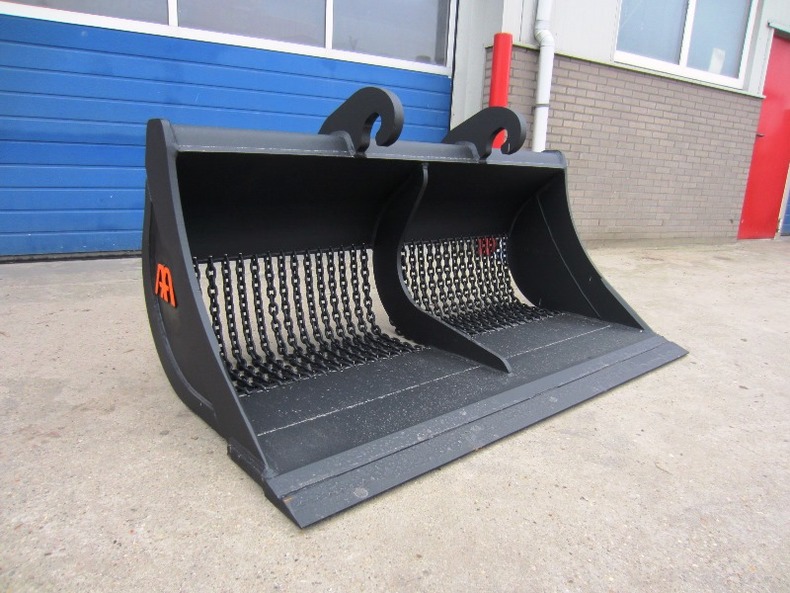 Kettinggraafbak AA SS030-180 | Gebruikte onderdelen en accessoires voor ...